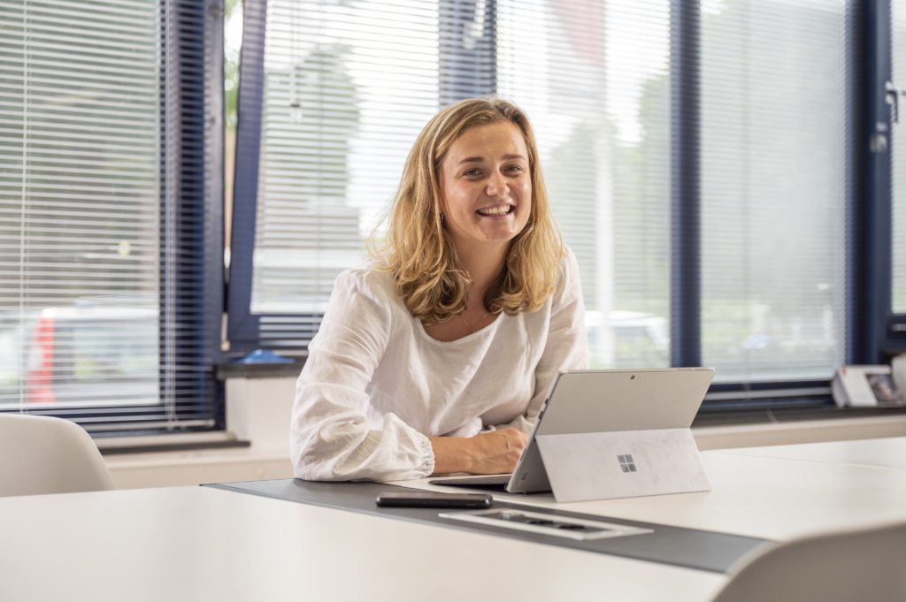 Iris her story - Ophtec